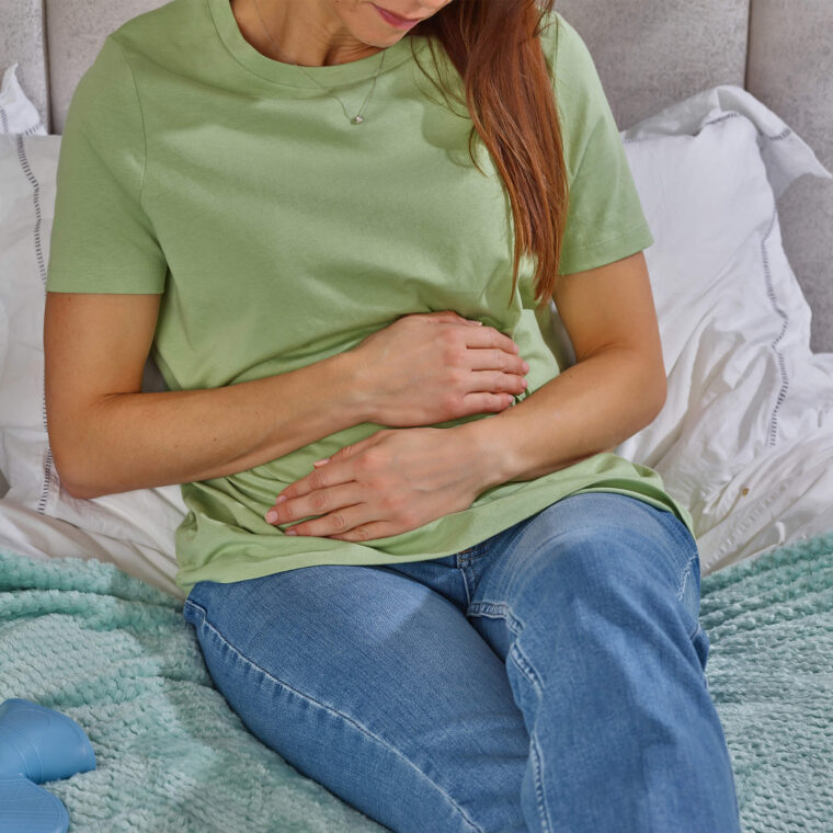 Hvad kan øge din risiko for forstoppelse eller hård afføring? | Movicol®